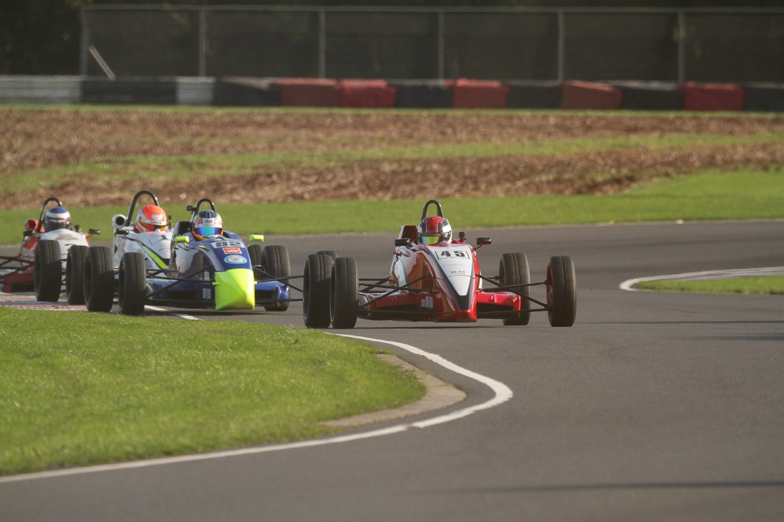 CCRC FF1600 Championship - Castle Combe Racing Club