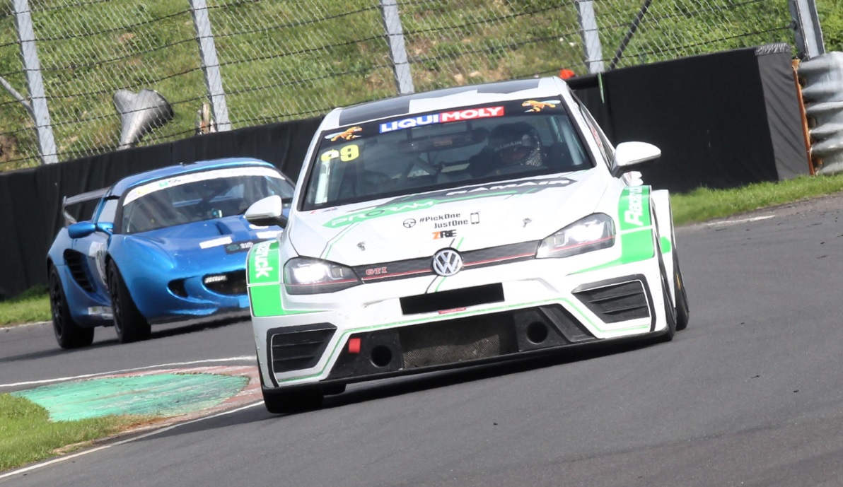 CCRC GT Championship - Castle Combe Racing Club